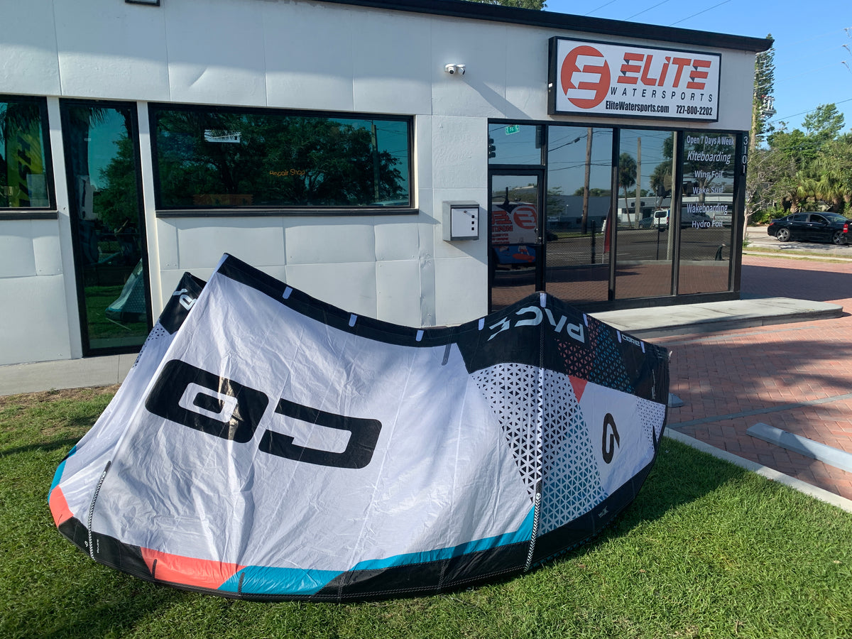 CORE Pace 9m White/Black Demo — Elite Watersports